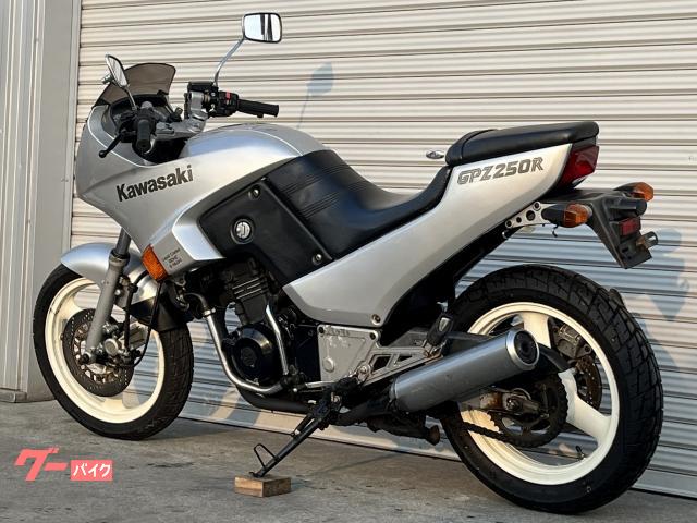 車両情報:カワサキ GPZ250R | Bike Shop Roma−MC 新琴似店 | 中古バイク・新車バイク探しはバイクブロス