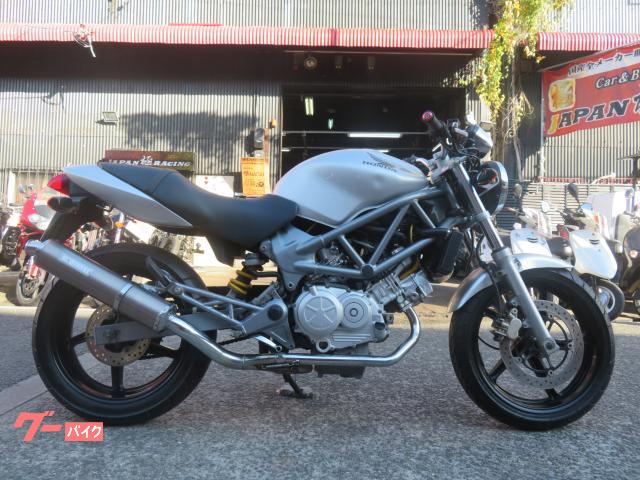 ホンダVTR250のヘッドライトをLEDに交換（ありんこmotoの作業実績 2023/08/17）｜バイクの整備・メンテナンス・修理なら【グーバイク】