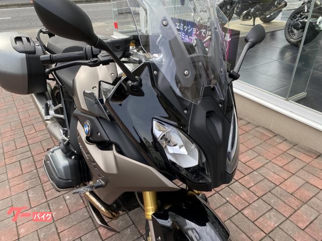 R1200RSの純正サイド-